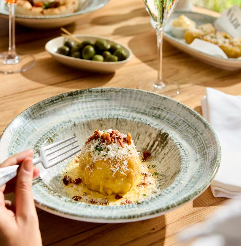 Authentic Italian Restaurant & Bar - Riva Blu